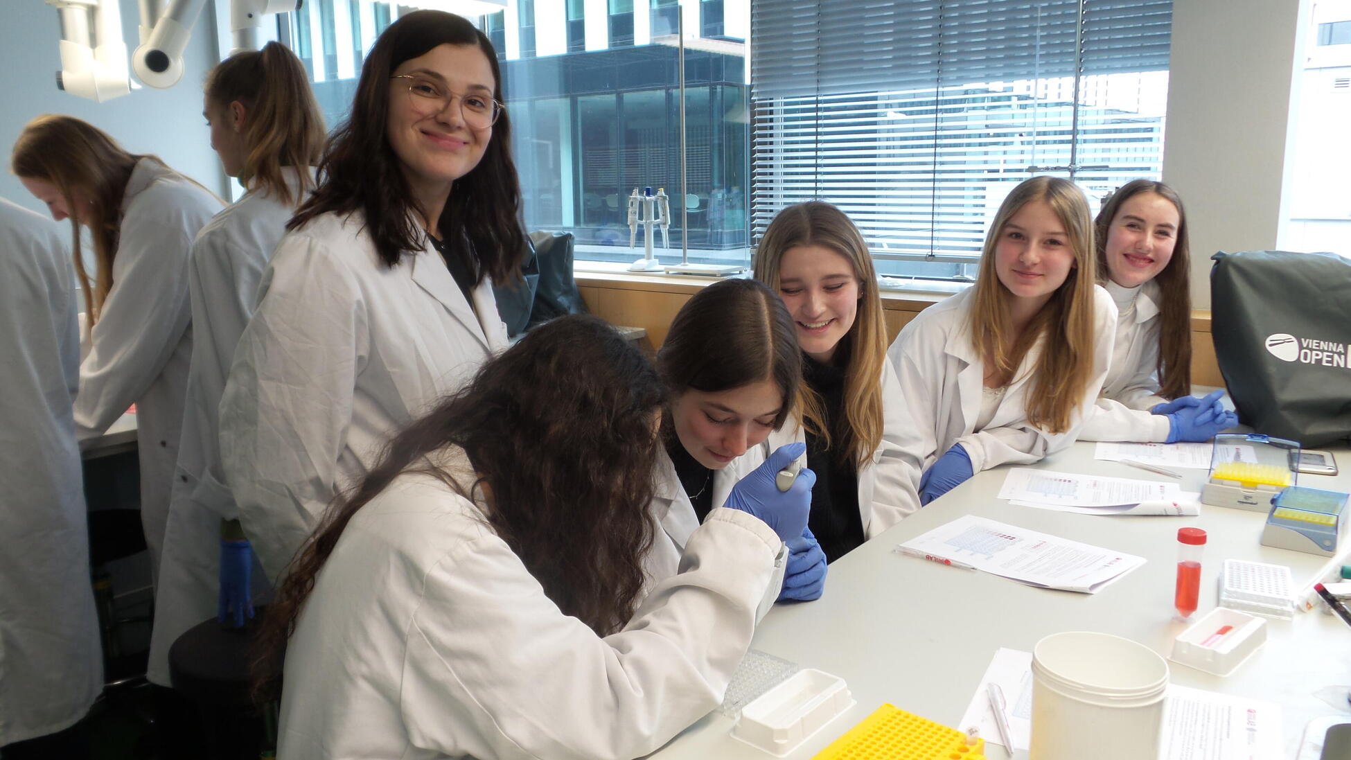 ImmunoKomm: Immunologie-Workshop im Vienna Open Lab | Open Science